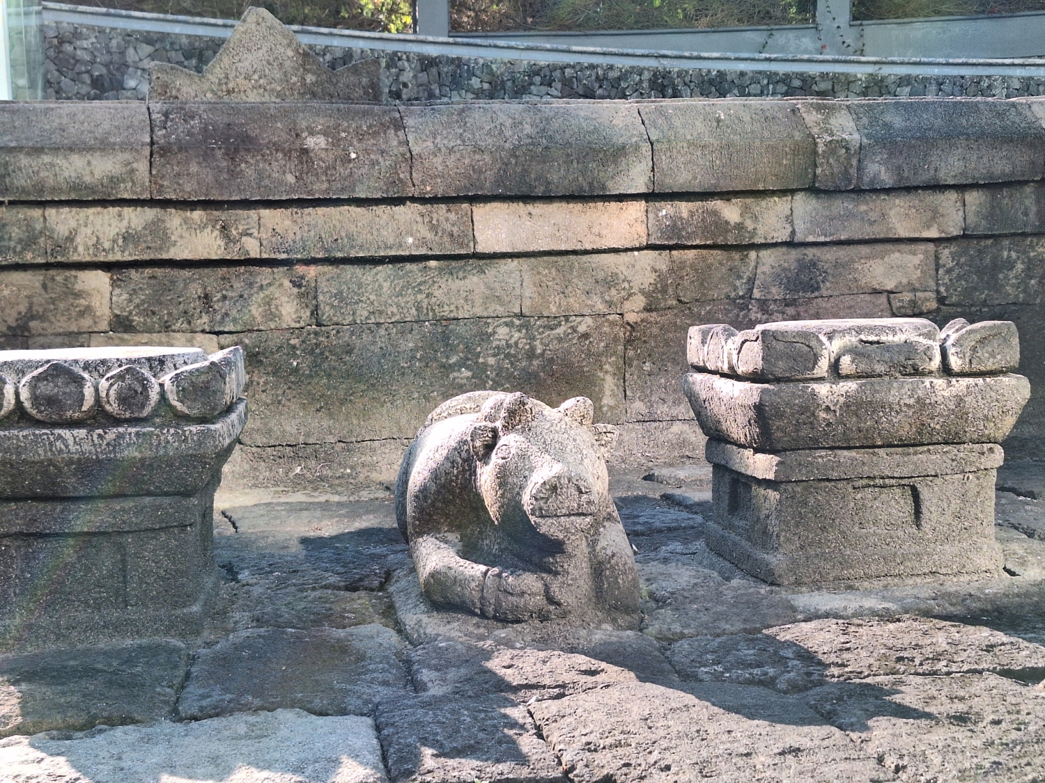 Arca Nandi - Library of Universitas Islam Indonesia